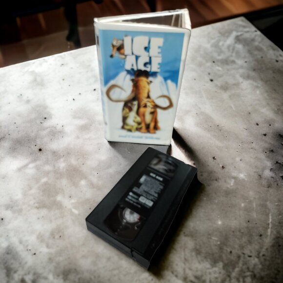 20th Century Fox | Media | Ice Age Original From 202 | Poshmark
